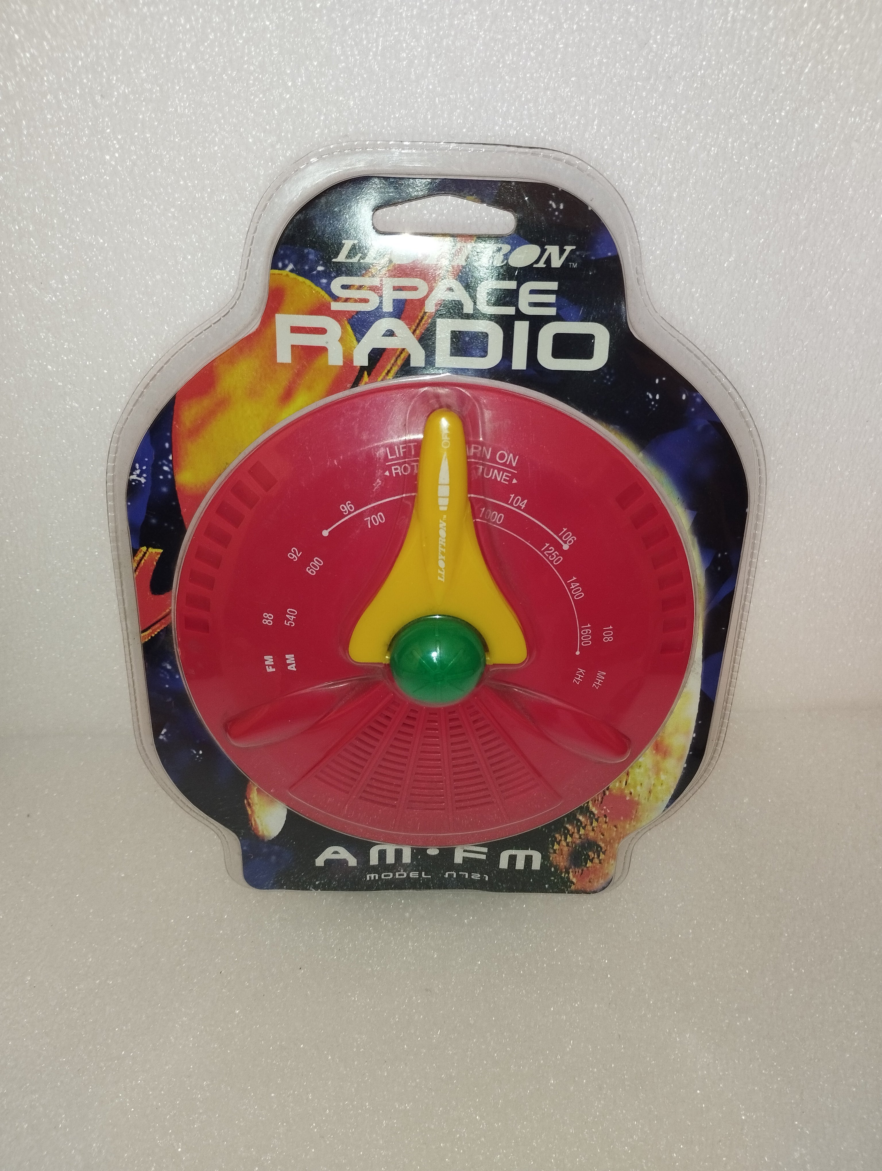 Space Radio AM/FM Prodotto da Lloytron Electronics ltd UK – LUDOteca e ...