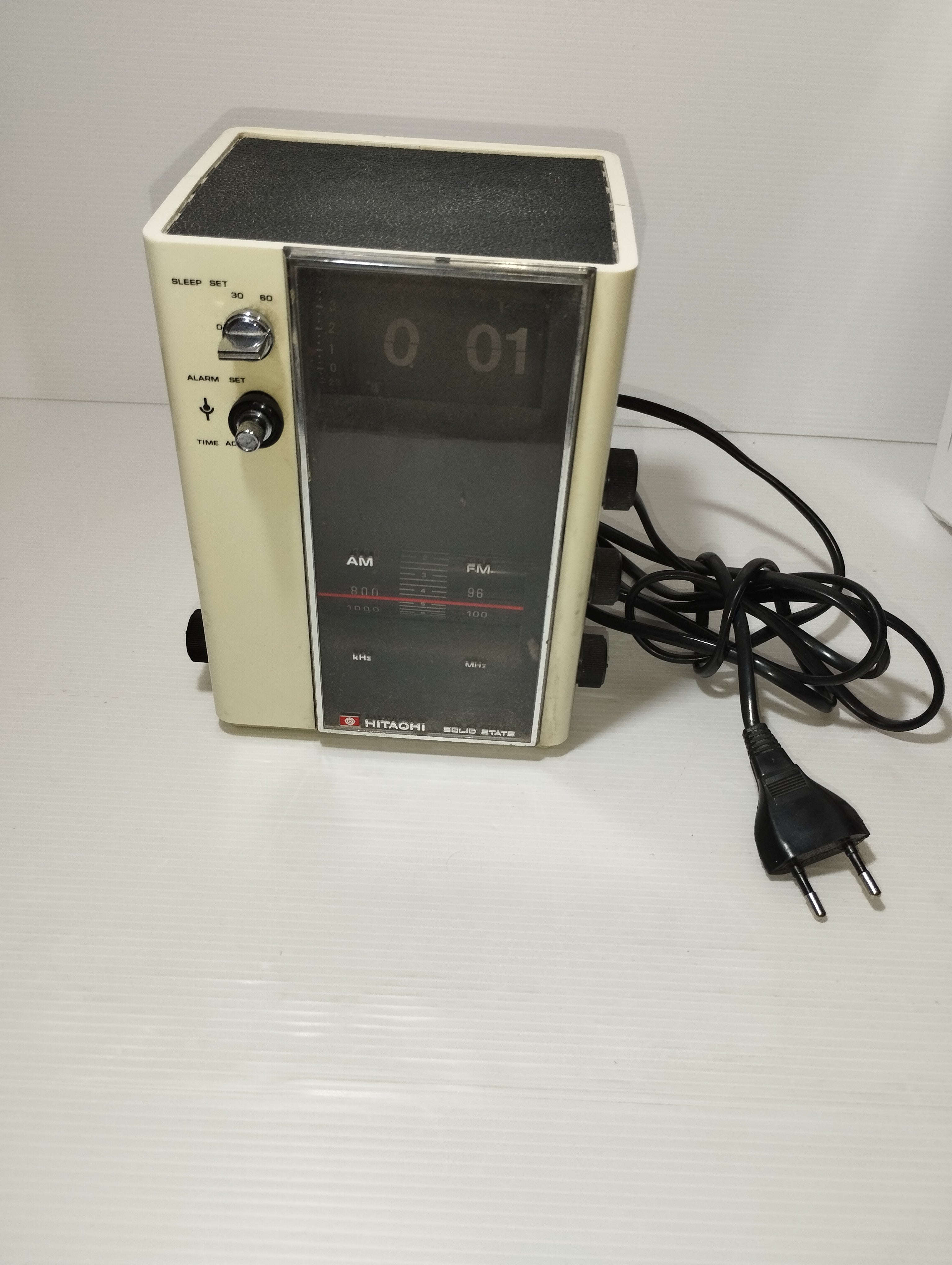 Hitachi Digital Clock Radio AM/FM Made in Japan Non Funzionante ...