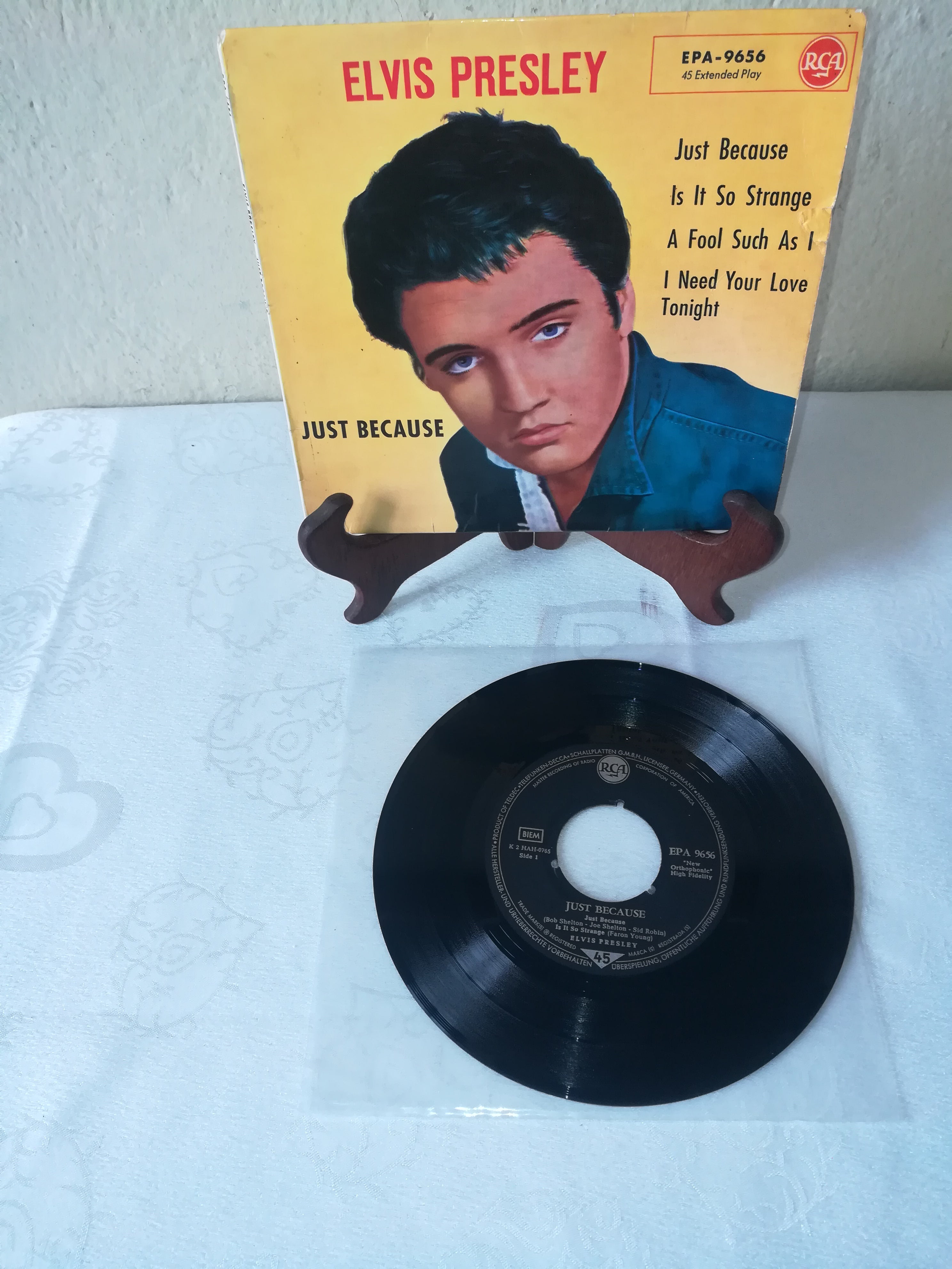 "Just Because" Elvis Presley EP 45 rpm RCA – LUDOteca e dintorni